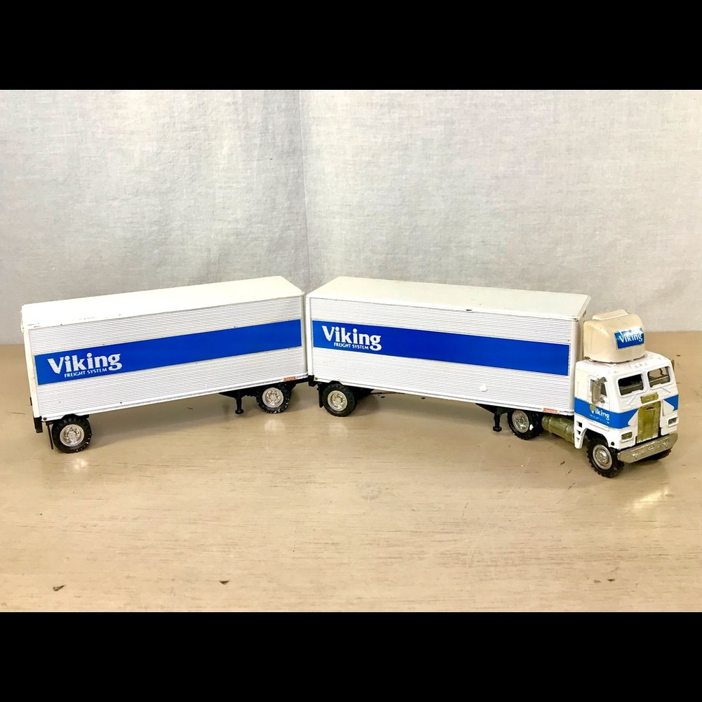 Viking Freight System Trailer Truck And Trailer Dieca… - Gem